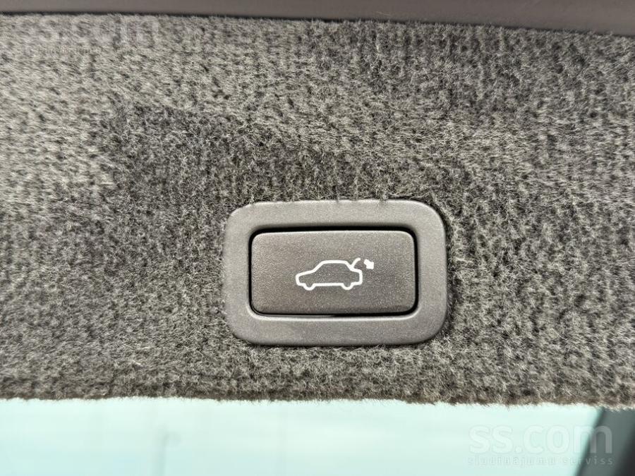Melns Volvo XC60 2015 Rīga, ar dzinēja tilpumu 2.40 L un nobraukumu 152 tūkst. km par 15990 €, foto 21 vietnē AUTOMOTO.COM.LV