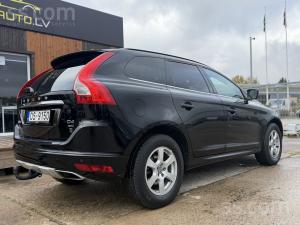 Melns Volvo XC60 2015 Rīga, ar dzinēja tilpumu 2.40 L un nobraukumu 152 tūkst. km par 15990 €, foto 24 vietnē AUTOMOTO.COM.LV