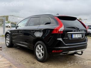 Melns Volvo XC60 2015 Rīga, ar dzinēja tilpumu 2.40 L un nobraukumu 152 tūkst. km par 15990 €, foto 26 vietnē AUTOMOTO.COM.LV