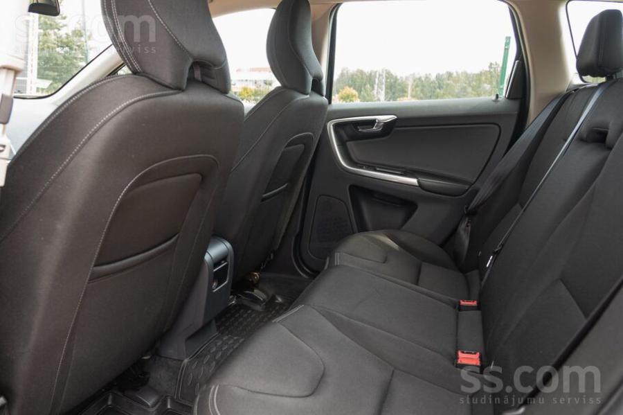 Melns Volvo XC60 2016 Rīga, ar dzinēja tilpumu 2.00 L un nobraukumu 0 tūkst. km par 17970 €, foto 10 vietnē AUTOMOTO.COM.LV