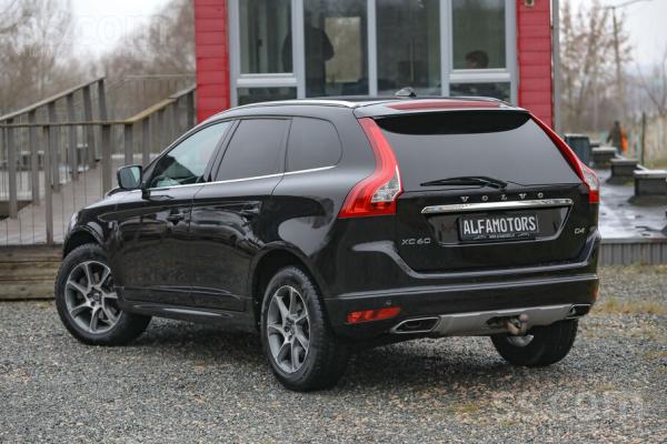 Melns Volvo XC60 2016 Rīga, ar dzinēja tilpumu 2.00 L un nobraukumu 0 tūkst. km par 14490 €, foto 3 vietnē AUTOMOTO.COM.LV