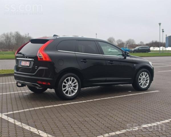 Melns Volvo XC60 2016 Rīga, ar dzinēja tilpumu 2.40 L un nobraukumu 235 tūkst. km par 14550 €, foto 10 vietnē AUTOMOTO.COM.LV