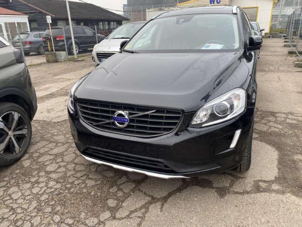 Melns Volvo XC60 2016 Kauņa, ar dzinēja tilpumu 1.98 L un nobraukumu 161 tūkst. km par 14400 €, foto 1 vietnē AUTOMOTO.COM.LV