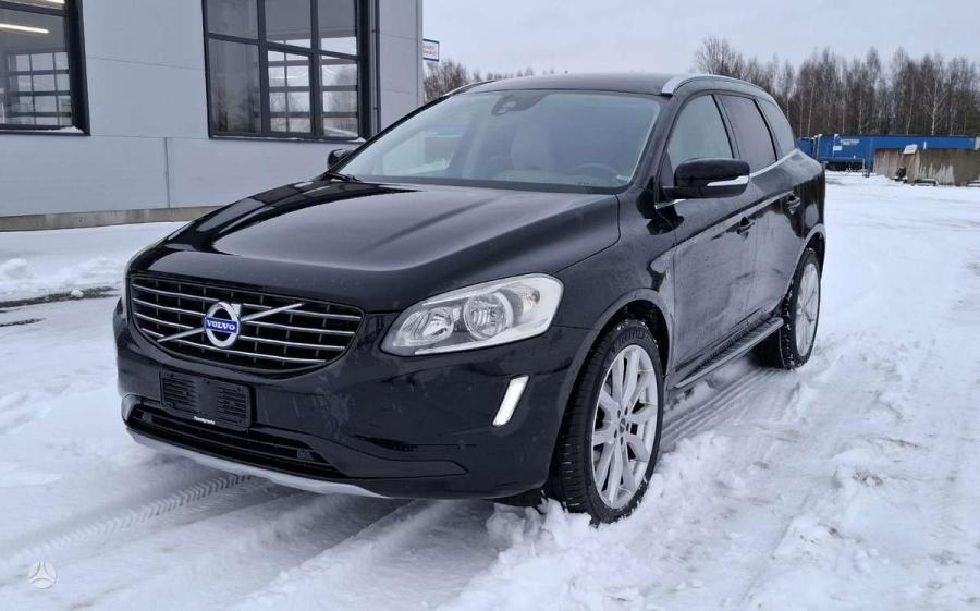Melns Volvo XC60 2016 Panevēža, ar dzinēja tilpumu 2.40 L un nobraukumu 270 tūkst. km par 12400 €, foto 1 vietnē AUTOMOTO.COM.LV