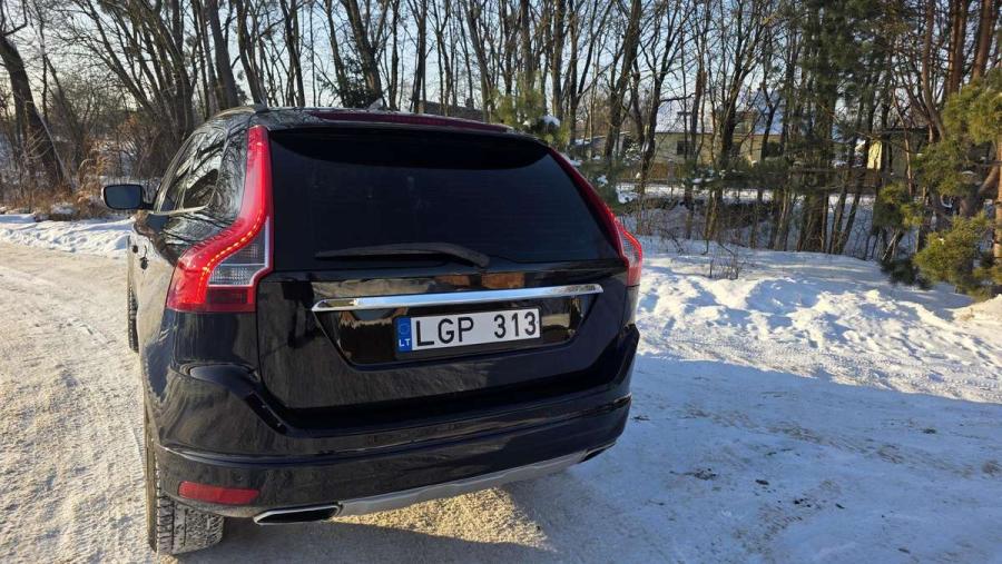Melns Volvo XC60 2016 Kauņa, ar dzinēja tilpumu 1.97 L un nobraukumu 198 tūkst. km par 10500 €, foto 3 vietnē AUTOMOTO.COM.LV