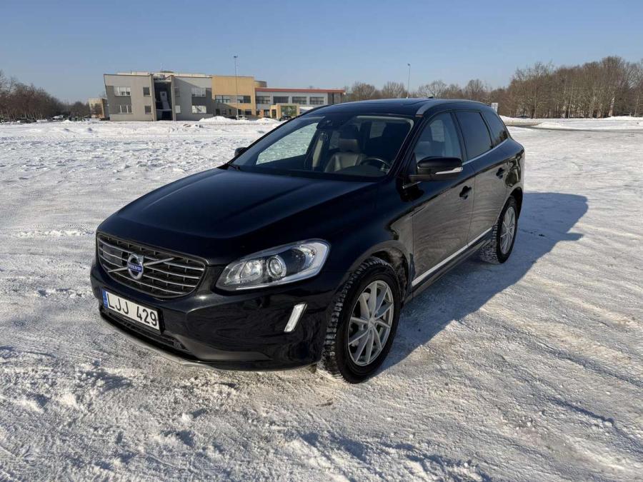 Melns Volvo XC60 2016 Kauņa, ar dzinēja tilpumu 2.00 L un nobraukumu 273 tūkst. km par 13990 €, foto 1 vietnē AUTOMOTO.COM.LV