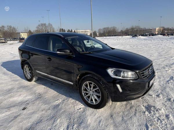 Melns Volvo XC60 2016 Kauņa, ar dzinēja tilpumu 2.00 L un nobraukumu 273 tūkst. km par 13990 €, foto 3 vietnē AUTOMOTO.COM.LV