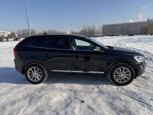 Black Volvo XC60 2016 in Kaunas, with an engine capacity of 2.00 L and mileage of 273 thousand km for 13990 €, photo 4 on AUTOMOTO.COM.LV