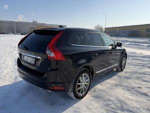 Black Volvo XC60 2016 in Kaunas, with an engine capacity of 2.00 L and mileage of 273 thousand km for 13990 €, photo 5 on AUTOMOTO.COM.LV