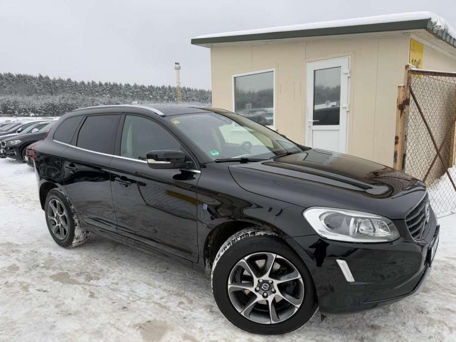 Melns Volvo XC60 2016 Viļņa, ar dzinēja tilpumu 2.40 L un nobraukumu 200 tūkst. km par 14500 €, foto 11 vietnē AUTOMOTO.COM.LV