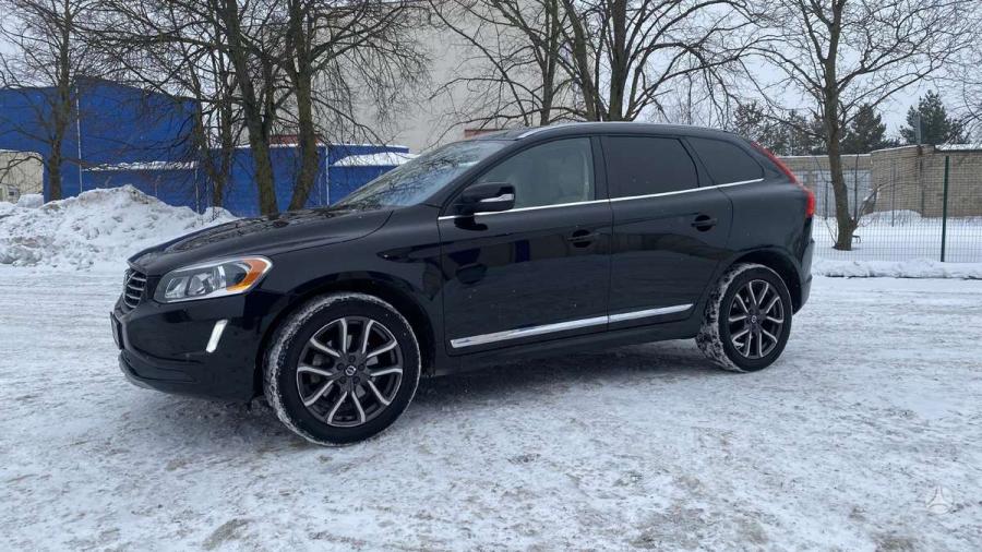 Melns Volvo XC60 2016 Klaipėda, ar dzinēja tilpumu 1.97 L un nobraukumu 235 tūkst. km par 13100 €, foto 8 vietnē AUTOMOTO.COM.LV