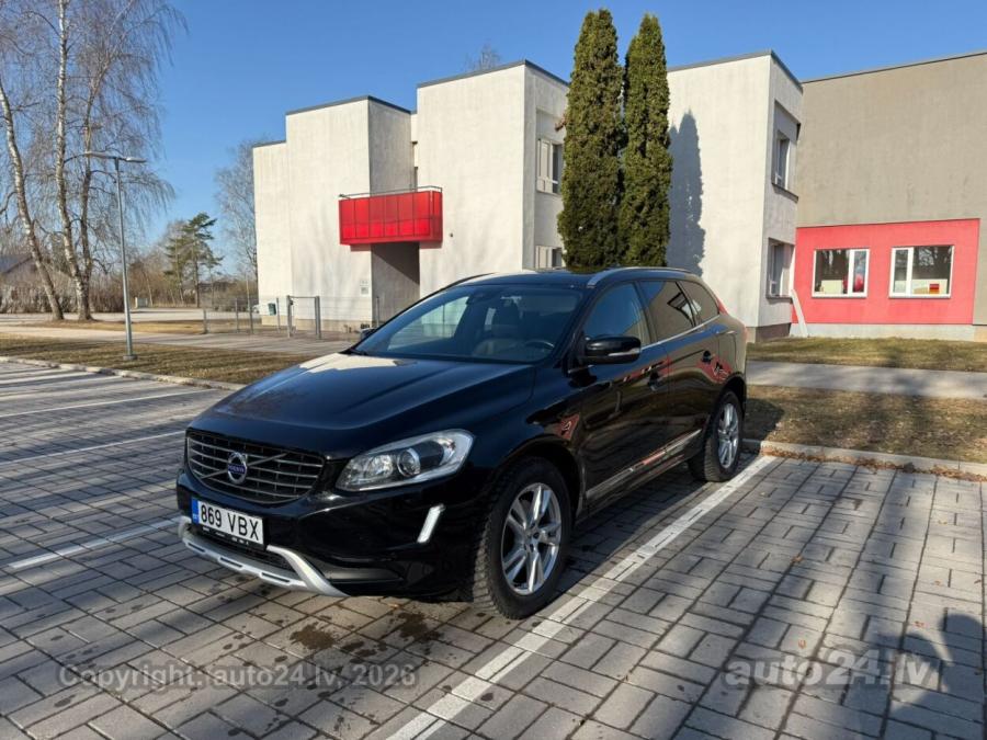 Melns Volvo XC60 2016 Tallina, ar dzinēja tilpumu 2.40 L un nobraukumu 175 tūkst. km par 19000 €, foto 3 vietnē AUTOMOTO.COM.LV