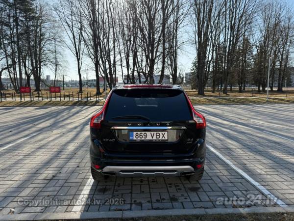 Black Volvo XC60 2016 in Tallinn, with an engine capacity of 2.40 L and mileage of 175 thousand km for 19000 €, photo 6 on AUTOMOTO.COM.LV
