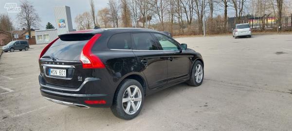 Melns Volvo XC60 2016 Tauragė, ar dzinēja tilpumu 2.40 L un nobraukumu 256 tūkst. km par 15800 €, foto 4 vietnē AUTOMOTO.COM.LV