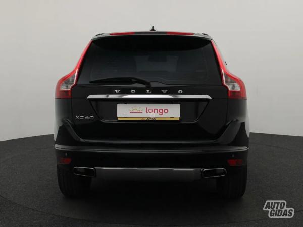 Black Volvo XC60 2016 in Vilnius, with an engine capacity of 2.00 L and mileage of 215 thousand km for 15599 €, photo 5 on AUTOMOTO.COM.LV