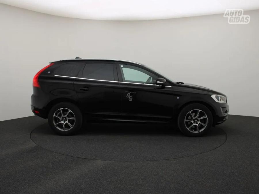 Melns Volvo XC60 2016 Viļņa, ar dzinēja tilpumu 2.00 L un nobraukumu 215 tūkst. km par 15599 €, foto 9 vietnē AUTOMOTO.COM.LV
