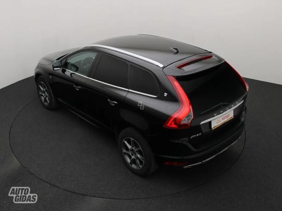 Melns Volvo XC60 2016 Viļņa, ar dzinēja tilpumu 2.00 L un nobraukumu 215 tūkst. km par 15599 €, foto 12 vietnē AUTOMOTO.COM.LV