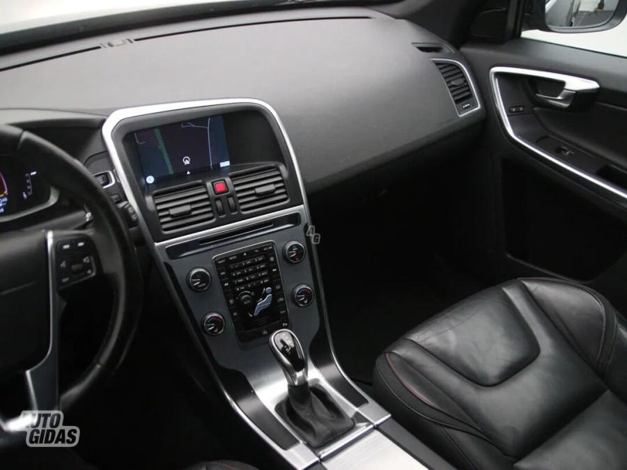 Melns Volvo XC60 2016 Viļņa, ar dzinēja tilpumu 2.00 L un nobraukumu 215 tūkst. km par 15599 €, foto 21 vietnē AUTOMOTO.COM.LV