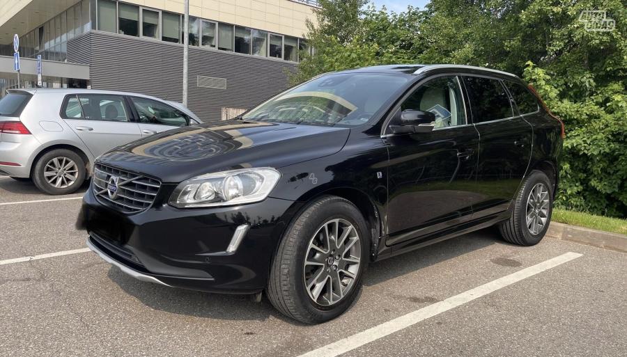 Black Volvo XC60 2016 in Vilnius, with an engine capacity of 2.00 L and mileage of 325 thousand km for 9999 €, photo 3 on AUTOMOTO.COM.LV