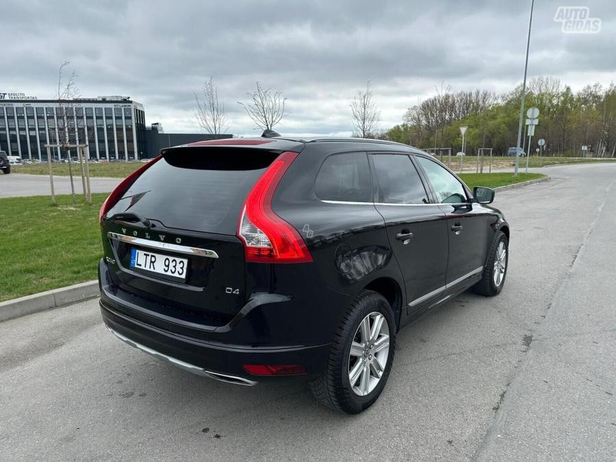 Black Volvo XC60 2016 in Klaipeda, with an engine capacity of 2.00 L and mileage of 113 thousand km for 14300 €, photo 5 on AUTOMOTO.COM.LV