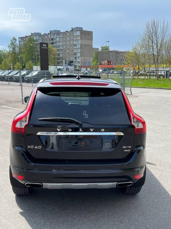 Black Volvo XC60 2016 in Klaipeda, with an engine capacity of 3.00 L and mileage of 284 thousand km for 13800 €, photo 6 on AUTOMOTO.COM.LV