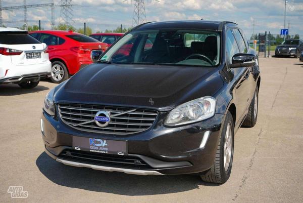 Black Volvo XC60 2016 in Marijampole, with an engine capacity of 2.00 L and mileage of 274 thousand km for 11950 €, photo 4 on AUTOMOTO.COM.LV