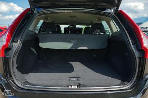 Melns Volvo XC60 2016 Marijampole, ar dzinēja tilpumu 2.00 L un nobraukumu 274 tūkst. km par 11950 €, foto 14 vietnē AUTOMOTO.COM.LV