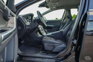 Melns Volvo XC60 2016 Marijampole, ar dzinēja tilpumu 2.00 L un nobraukumu 274 tūkst. km par 11950 €, foto 18 vietnē AUTOMOTO.COM.LV