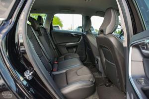 Melns Volvo XC60 2016 Marijampole, ar dzinēja tilpumu 2.00 L un nobraukumu 274 tūkst. km par 11950 €, foto 24 vietnē AUTOMOTO.COM.LV