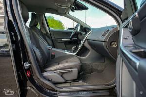 Melns Volvo XC60 2016 Marijampole, ar dzinēja tilpumu 2.00 L un nobraukumu 274 tūkst. km par 11950 €, foto 31 vietnē AUTOMOTO.COM.LV
