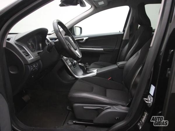 Black Volvo XC60 2016 in Vilnius, with an engine capacity of 2.00 L and mileage of 266 thousand km for 12499 €, photo 4 on AUTOMOTO.COM.LV