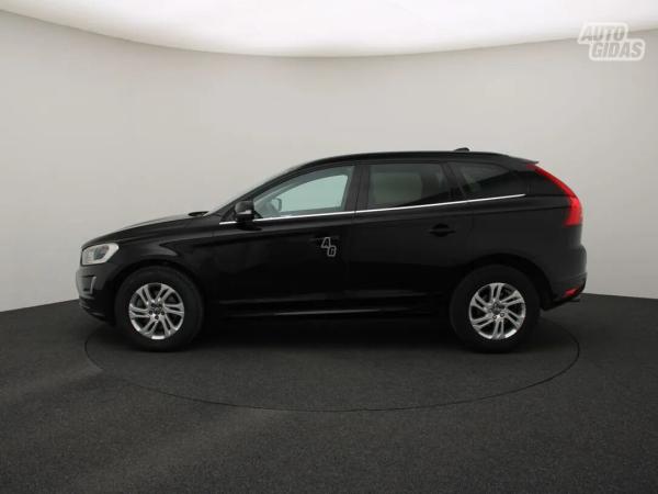 Black Volvo XC60 2016 in Vilnius, with an engine capacity of 2.00 L and mileage of 266 thousand km for 12499 €, photo 6 on AUTOMOTO.COM.LV