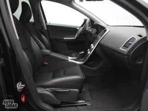 Black Volvo XC60 2016 in Vilnius, with an engine capacity of 2.00 L and mileage of 266 thousand km for 12499 €, photo 15 on AUTOMOTO.COM.LV