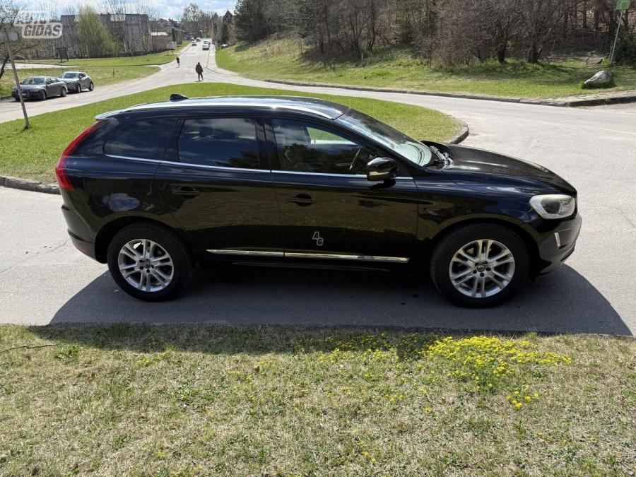 Melns Volvo XC60 2016 Viļņa, ar dzinēja tilpumu 2.00 L un nobraukumu 273 tūkst. km par 11000 €, foto 5 vietnē AUTOMOTO.COM.LV