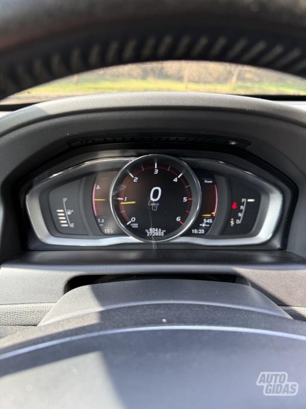 Black Volvo XC60 2016 in Vilnius, with an engine capacity of 2.00 L and mileage of 273 thousand km for 11000 €, photo 10 on AUTOMOTO.COM.LV