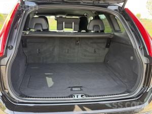Black Volvo XC60 2016 in Riga, with an engine capacity of 2.00 L and mileage of 178 thousand km for 14900 €, photo 24 on AUTOMOTO.COM.LV