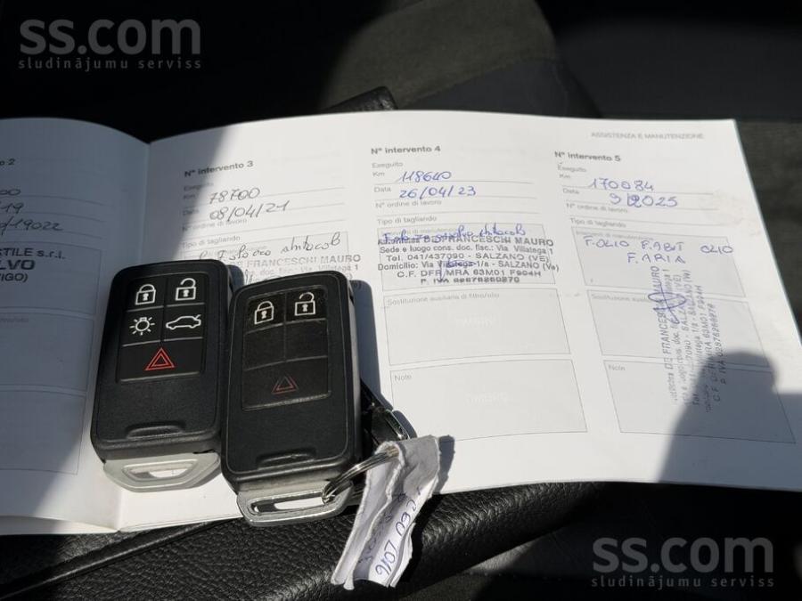 Black Volvo XC60 2016 in Riga, with an engine capacity of 2.00 L and mileage of 178 thousand km for 14900 €, photo 30 on AUTOMOTO.COM.LV