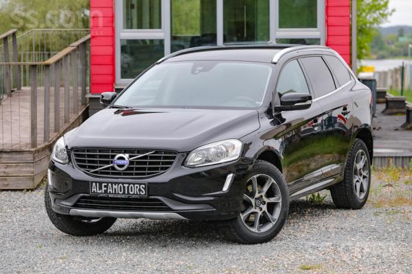 Black Volvo XC60 2016 in Riga, with an engine capacity of 2.00 L and mileage of 212 thousand km for 12990 €, photo 1 on AUTOMOTO.COM.LV