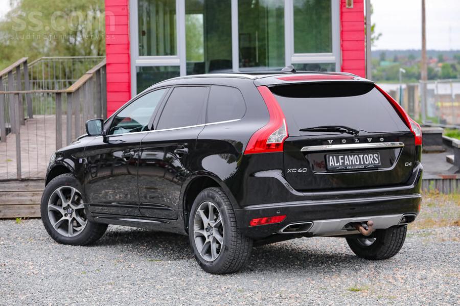 Melns Volvo XC60 2016 Rīga, ar dzinēja tilpumu 2.00 L un nobraukumu 212 tūkst. km par 12990 €, foto 4 vietnē AUTOMOTO.COM.LV
