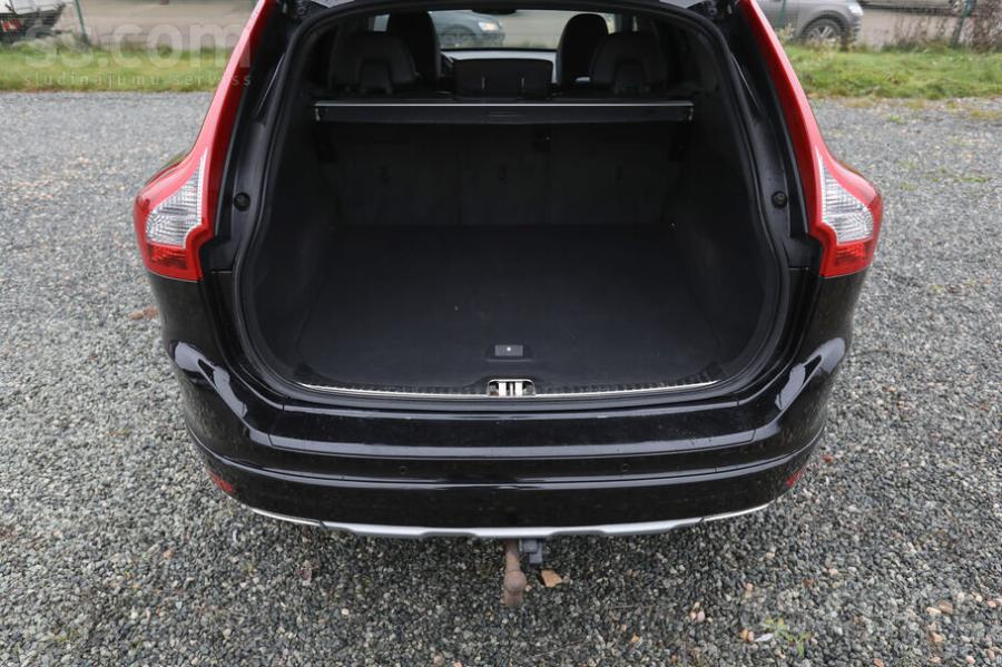 Melns Volvo XC60 2016 Rīga, ar dzinēja tilpumu 2.00 L un nobraukumu 212 tūkst. km par 12990 €, foto 12 vietnē AUTOMOTO.COM.LV