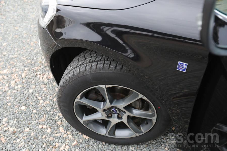 Melns Volvo XC60 2016 Rīga, ar dzinēja tilpumu 2.00 L un nobraukumu 212 tūkst. km par 12990 €, foto 21 vietnē AUTOMOTO.COM.LV