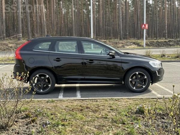 Черный Вольво ХС60 2016 в Рига, объемом двигателя 2.40 л и пробегом 146 тыс. км за 14850 €, фото 4 на AUTOMOTO.COM.LV