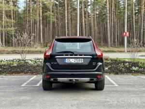 Melns Volvo XC60 2016 Rīga, ar dzinēja tilpumu 2.40 L un nobraukumu 146 tūkst. km par 14850 €, foto 9 vietnē AUTOMOTO.COM.LV
