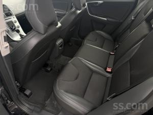 Melns Volvo XC60 2016 Rīga, ar dzinēja tilpumu 2.40 L un nobraukumu 146 tūkst. km par 14850 €, foto 19 vietnē AUTOMOTO.COM.LV