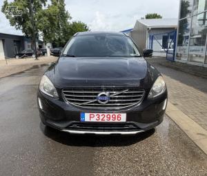 Black Volvo XC60 2016 in Alytus, with an engine capacity of 2.00 L and mileage of 165 thousand km for 9999 €, photo 9 on AUTOMOTO.COM.LV