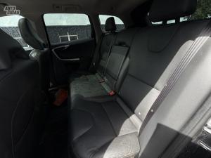 Black Volvo XC60 2016 in Alytus, with an engine capacity of 2.00 L and mileage of 165 thousand km for 9999 €, photo 13 on AUTOMOTO.COM.LV