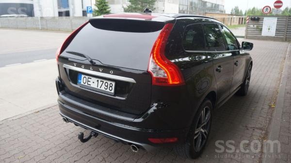 Melns Volvo XC60 2016 Jelgava, ar dzinēja tilpumu 2.00 L un nobraukumu 0 tūkst. km par 13990 €, foto 3 vietnē AUTOMOTO.COM.LV