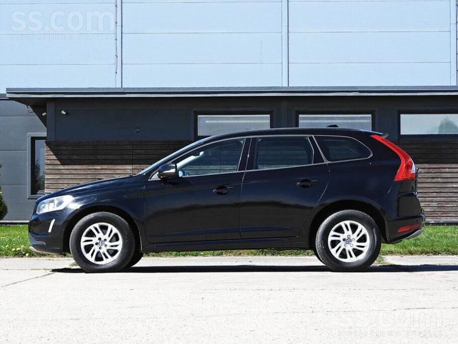 Black Volvo XC60 2016 in Riga, with an engine capacity of 2.00 L and mileage of 334 thousand km for 12900 €, photo 5 on AUTOMOTO.COM.LV