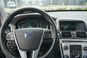 Melns Volvo XC60 2016 Rīga, ar dzinēja tilpumu 2.00 L un nobraukumu 348 tūkst. km par 10700 €, foto 5 vietnē AUTOMOTO.COM.LV