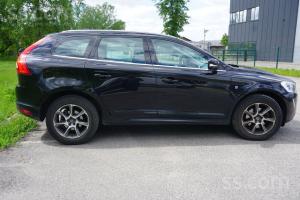 Melns Volvo XC60 2016 Rīga, ar dzinēja tilpumu 2.00 L un nobraukumu 348 tūkst. km par 10700 €, foto 13 vietnē AUTOMOTO.COM.LV